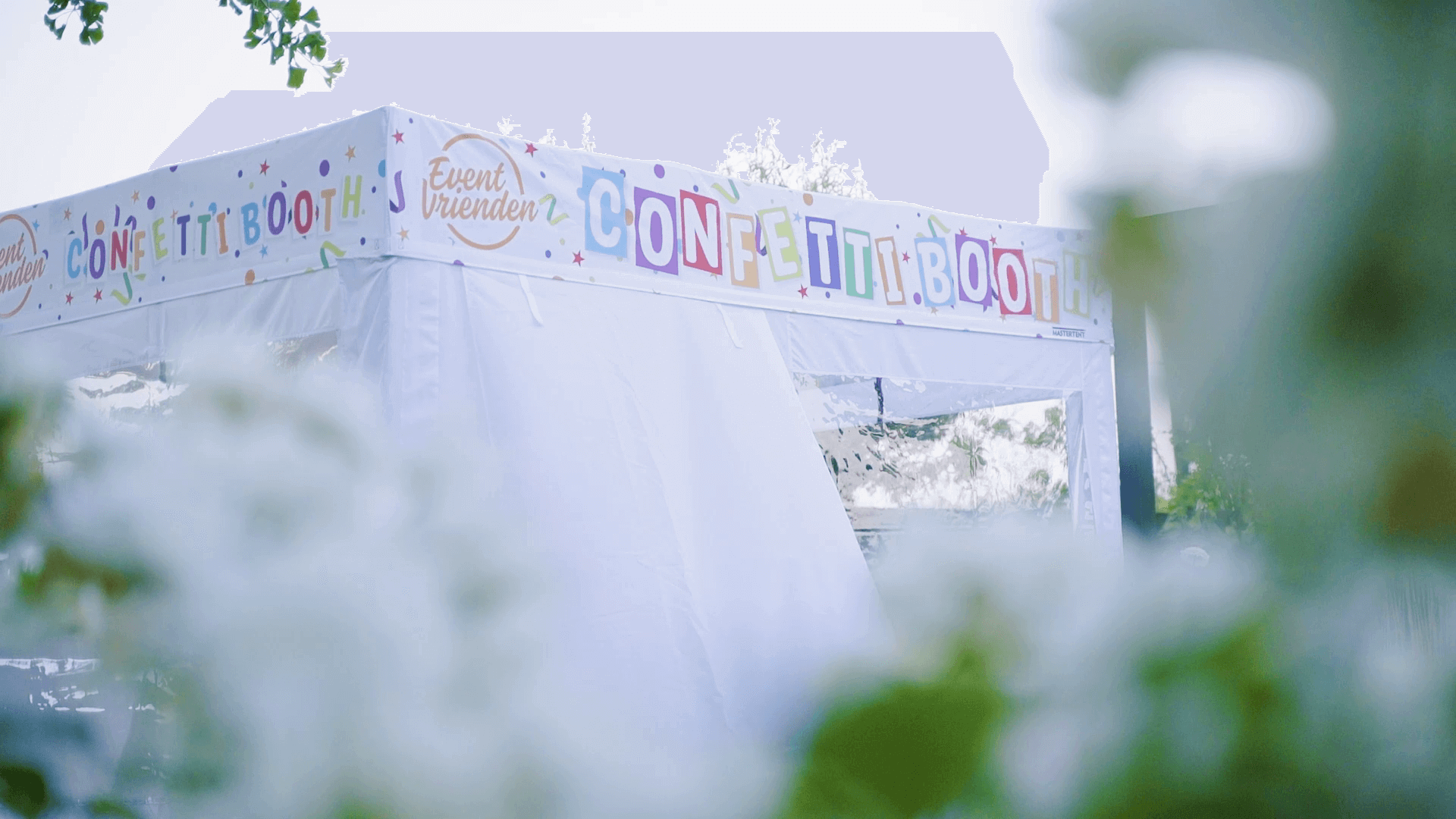 Confetti Photobooth Huren | De Meest Hilarische Feestfoto's!